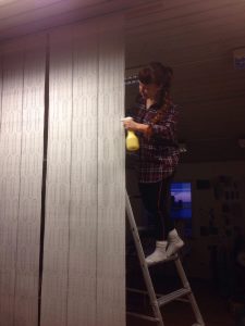 Lina spinner människohår – får stipendium - Hemslöjden – slöjd och ...