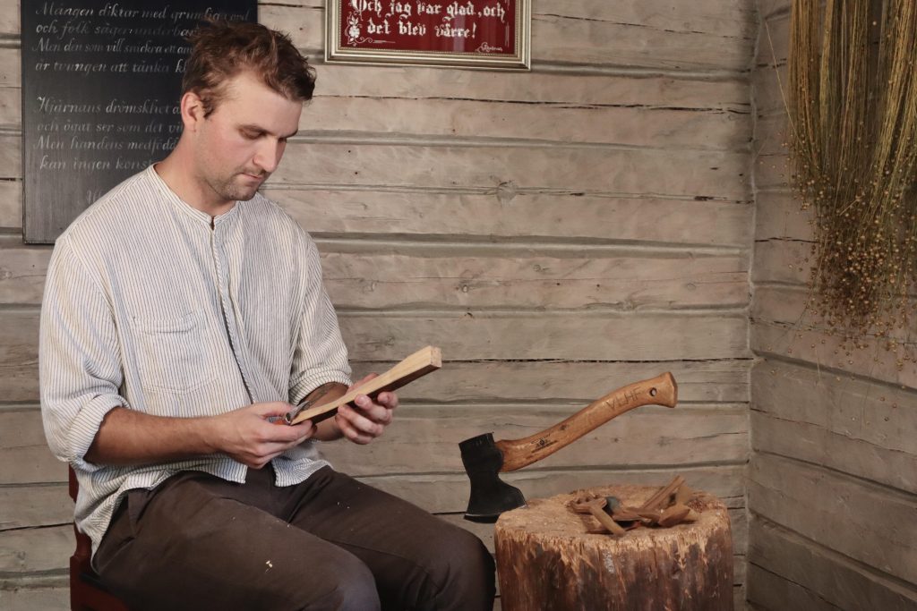 Kurs i täljning - Hemslöjden – slöjd och hantverk för alla